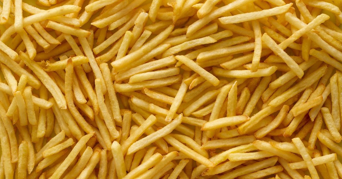 America's French fry king sounds an alarm as fast-food sales dip