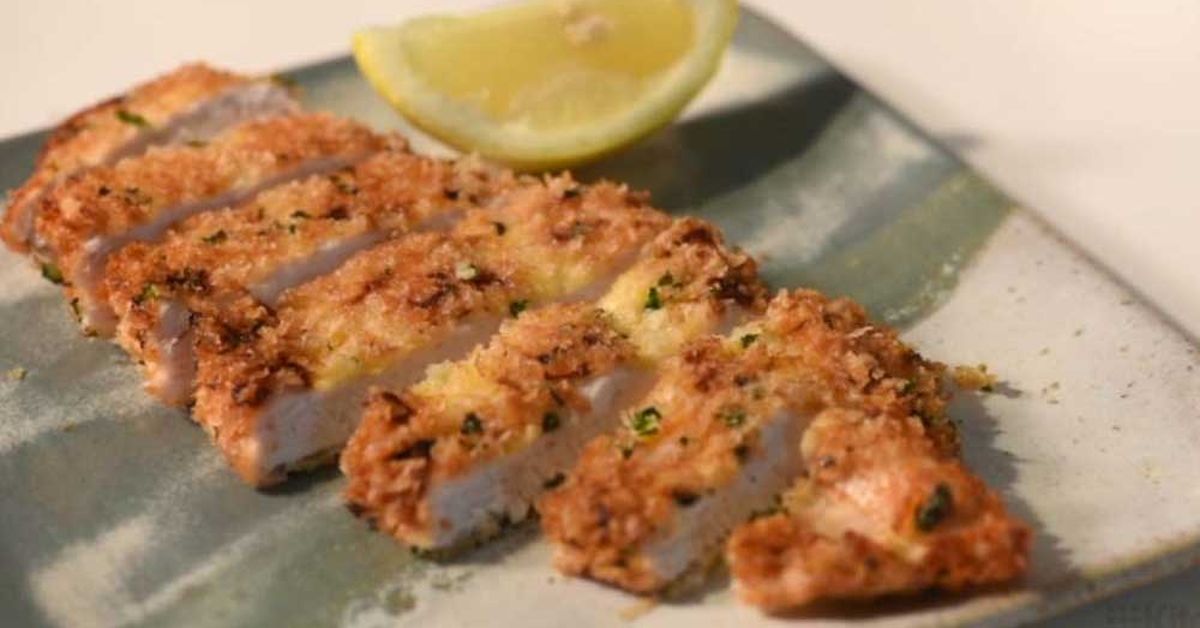 How to make a perfect crumbed chicken coating - 9Kitchen