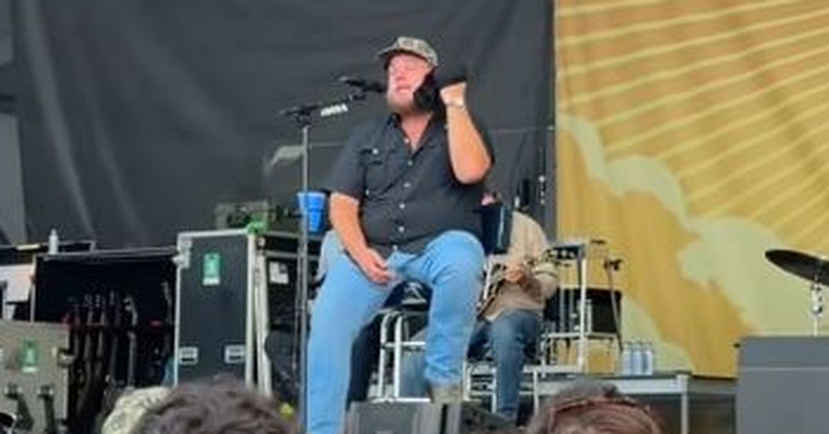 Country music star Luke Combs breaks down in tears on stage at Newport ...