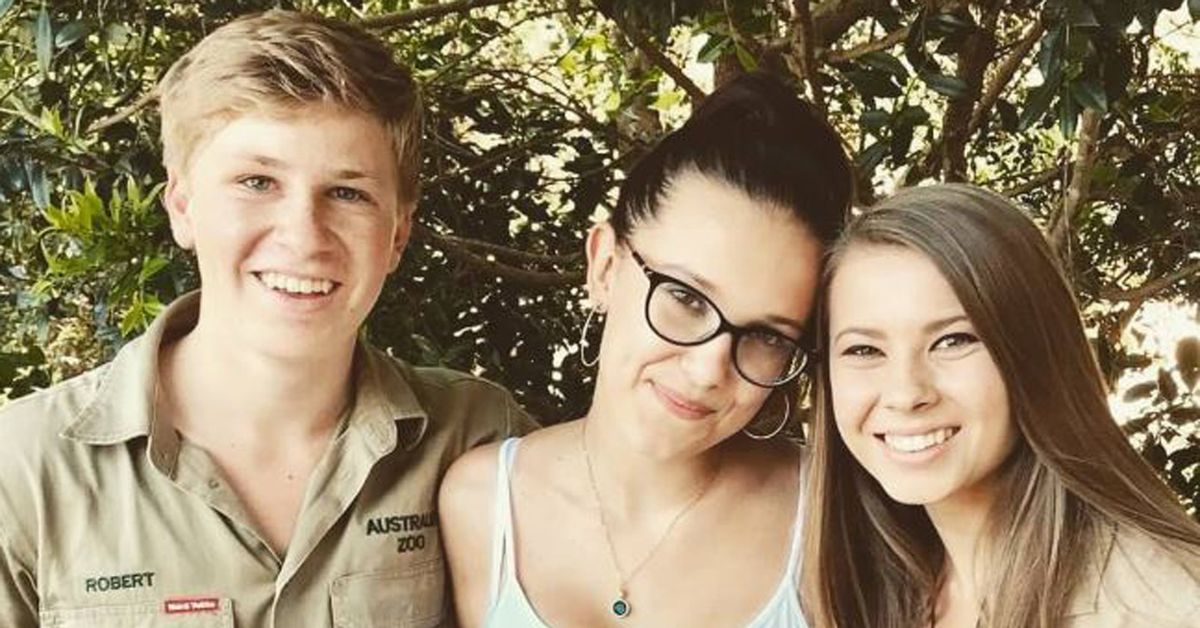 'Stranger Things' actress Millie Bobby Brown meets Bindi and Bob Irwin ...