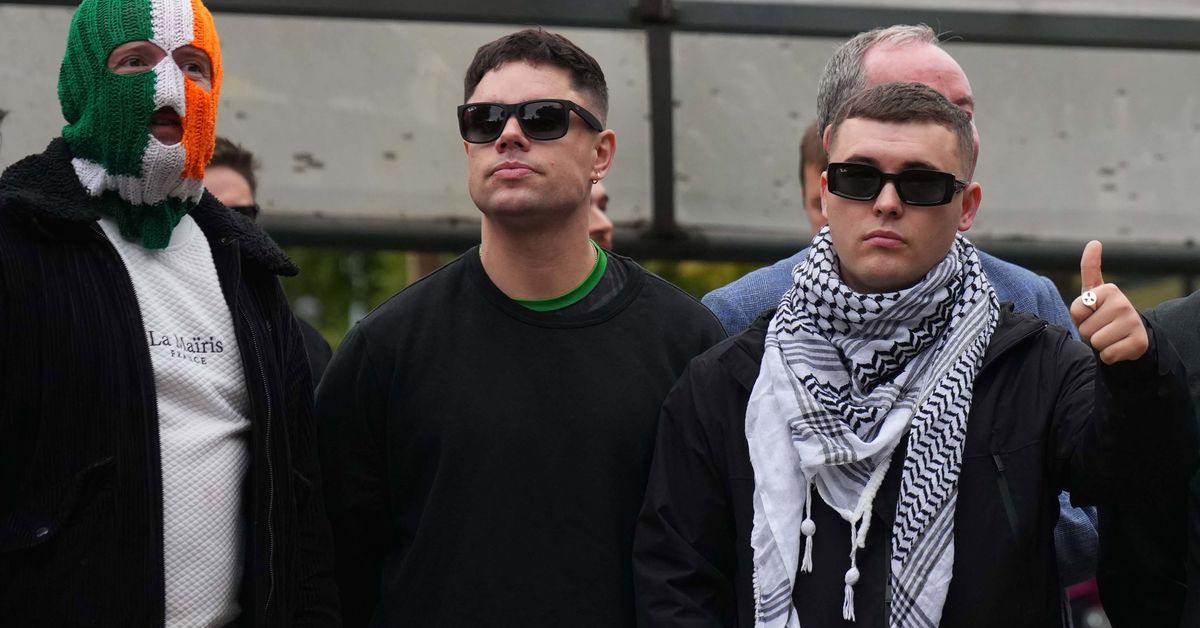 Kneecap: Court throws out terror-related charge against member of Irish ...