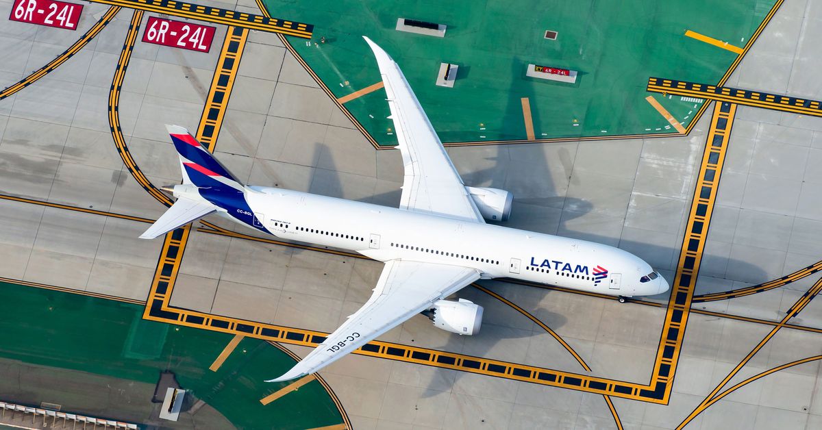 Air travel: New study reveals exactly how safe plane travel really is ...