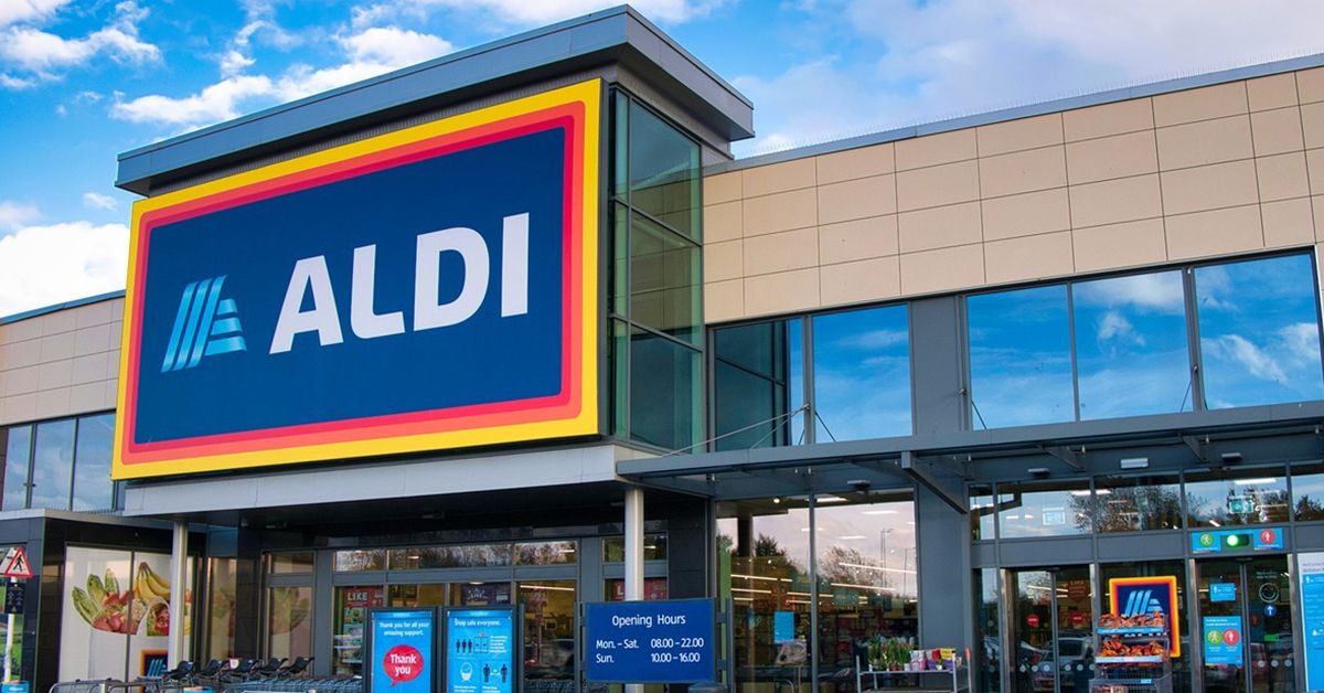 Aldi takes on Coles and Woolworths with major in-store pricing change ...