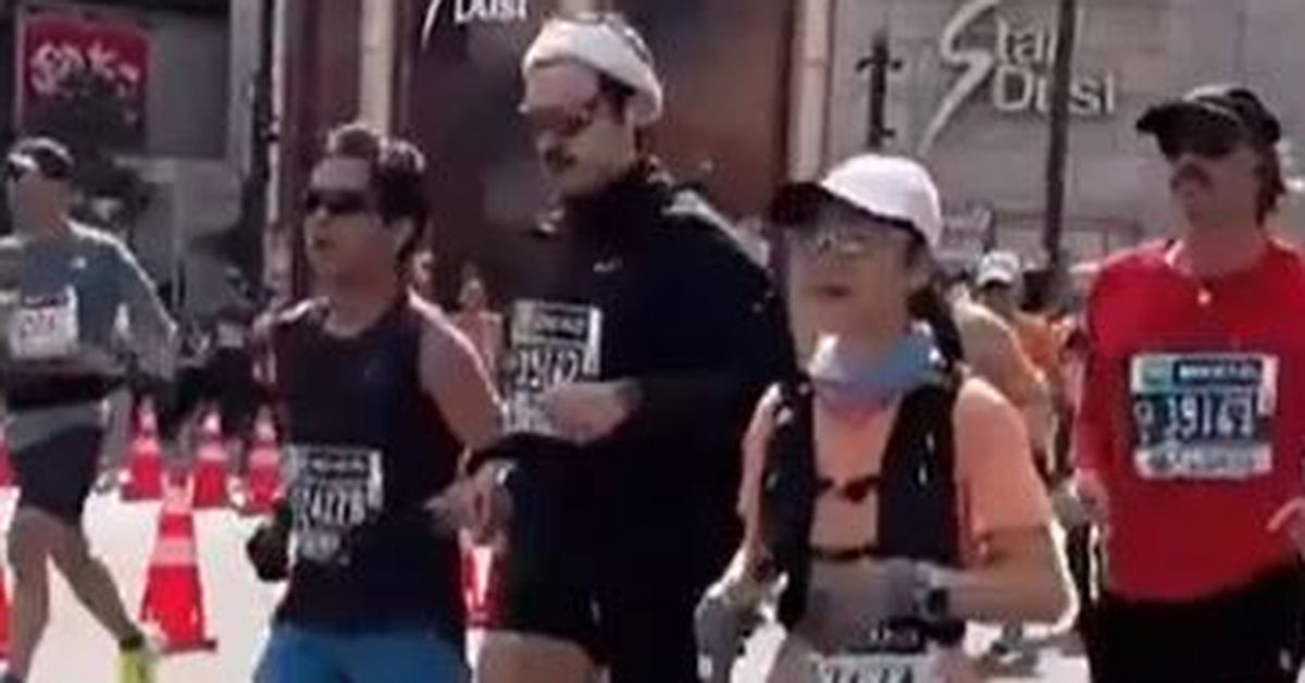 Harry Styles spotted running Tokyo marathon in impressive time - 9Celebrity