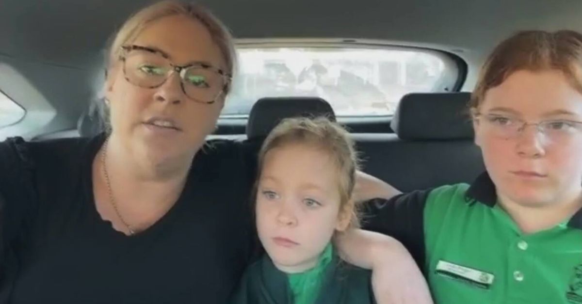 Queensland parents demand action after children kicked off school bus ...