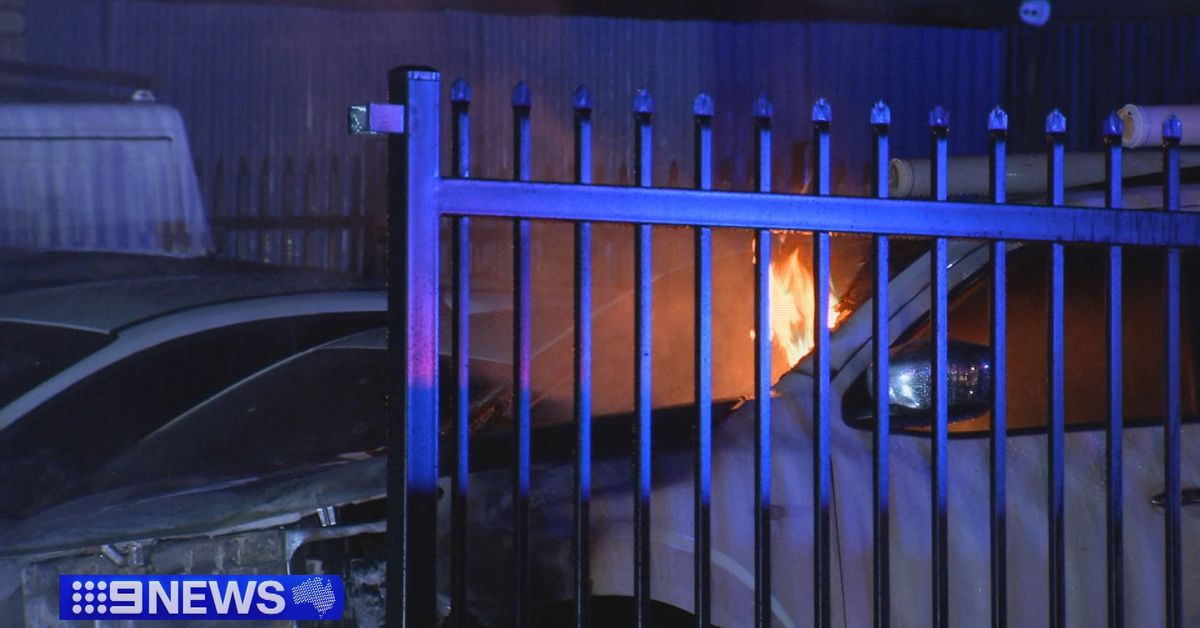 Oakleigh car yard fire: Arsonists on the run after torching Melbourne ...