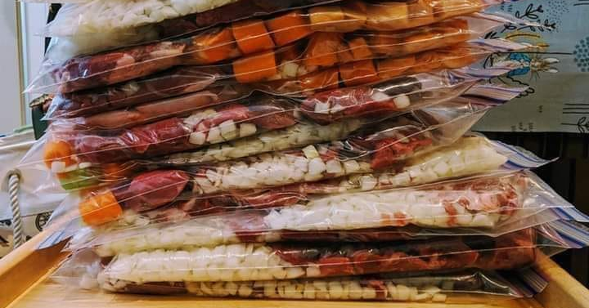 These genius meal prep 'dump bags' will save you hours of cooking ...