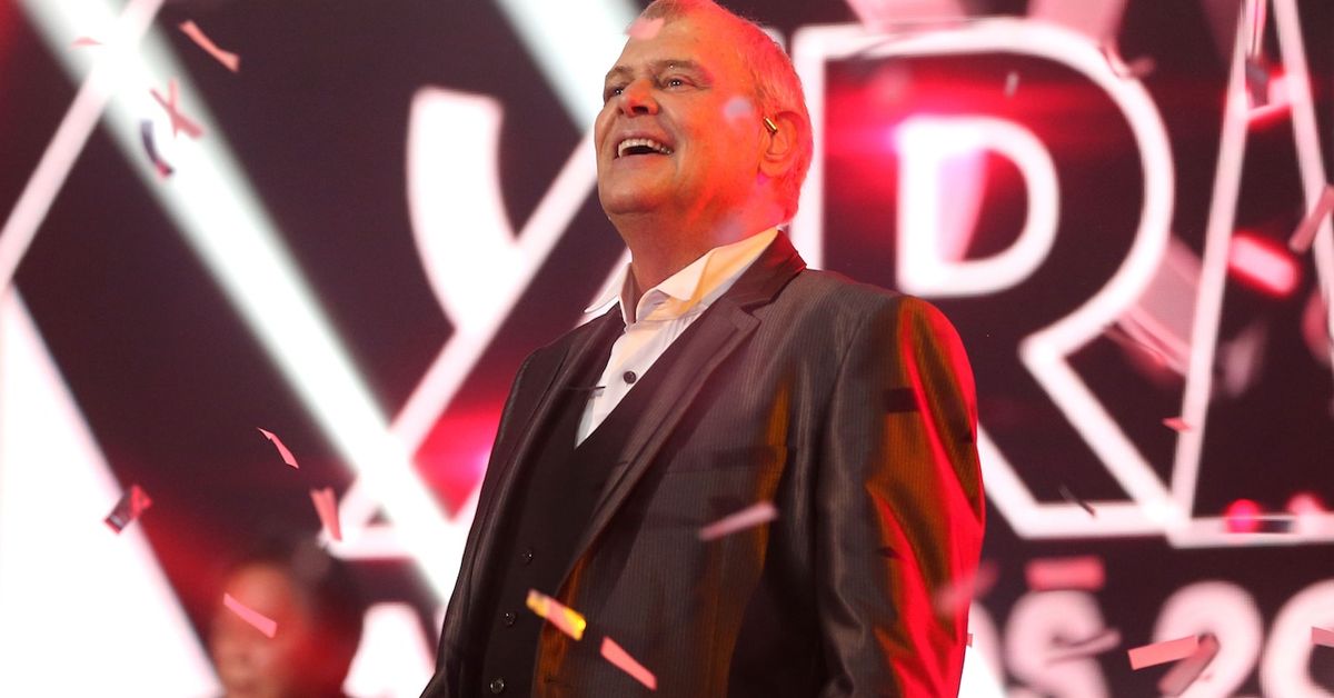 Australian legends get behind drought relief for Hay Mate: Buy a Bale ...