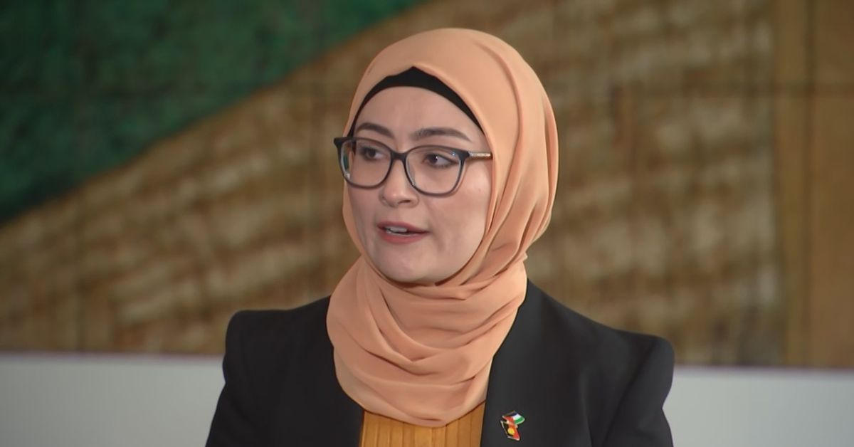 Fatima Payman: Senator Fatima Payman quits Labor after indefinite ...