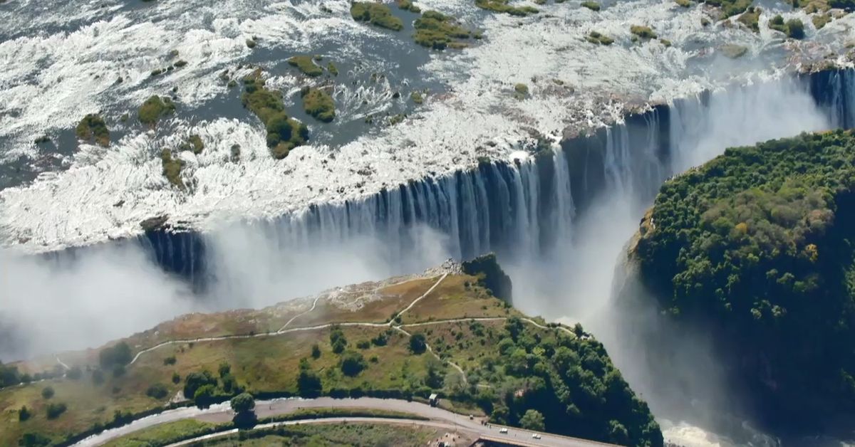 Getaway 2020: Marvel at Africa's Victoria Falls David Reyne
