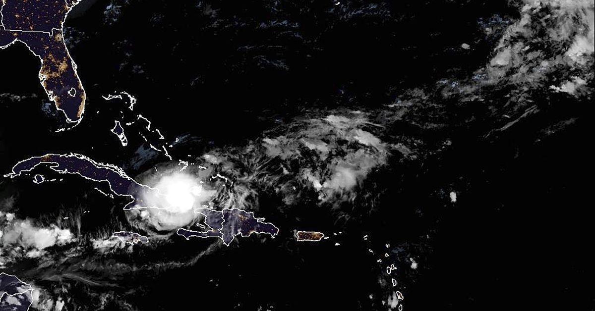 Wild weather: Hurricane Oscar makes landfall in eastern Cuba after ...