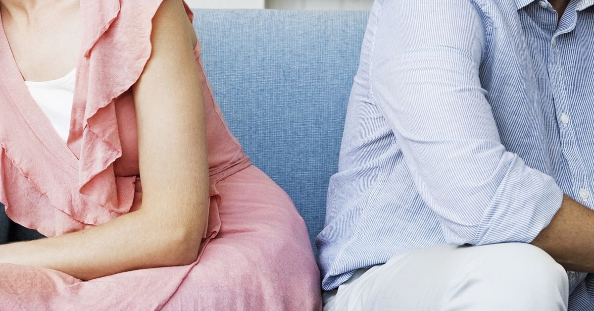 Groom slammed for inviting fiancée's high school bullies to their ...