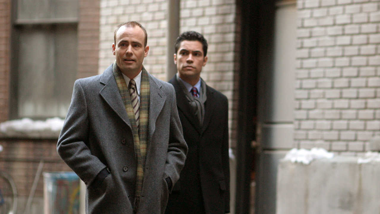 Watch Cold Case - Season 1 - Ep 12 Glued | 9Now