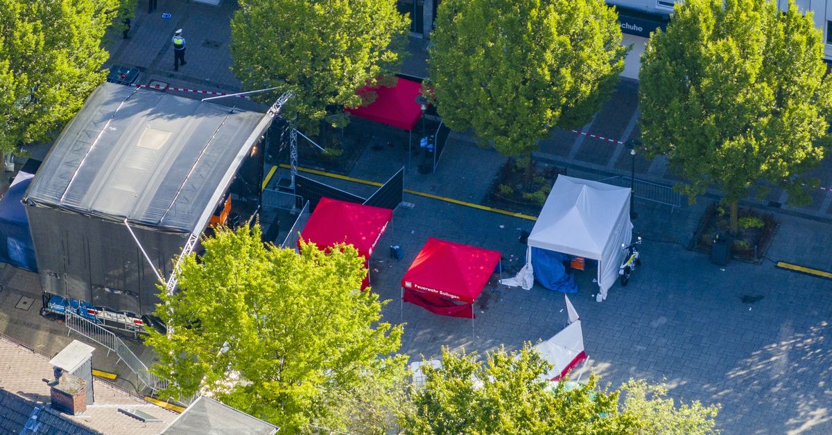 Solingen stabbing: Two arrested after knife attack at festival in ...