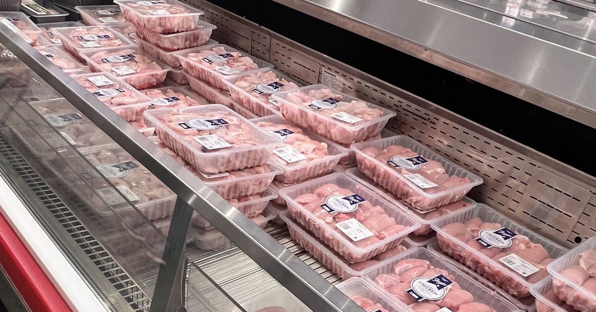 Cost of chicken: Australia's favourite 'cheap meat' slowly creeping up ...