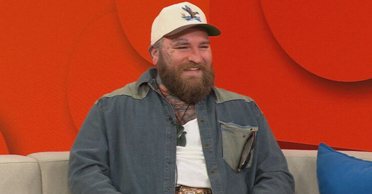 Teddy Swims exclusive: Superstar singer live in Today studio with Karl ...