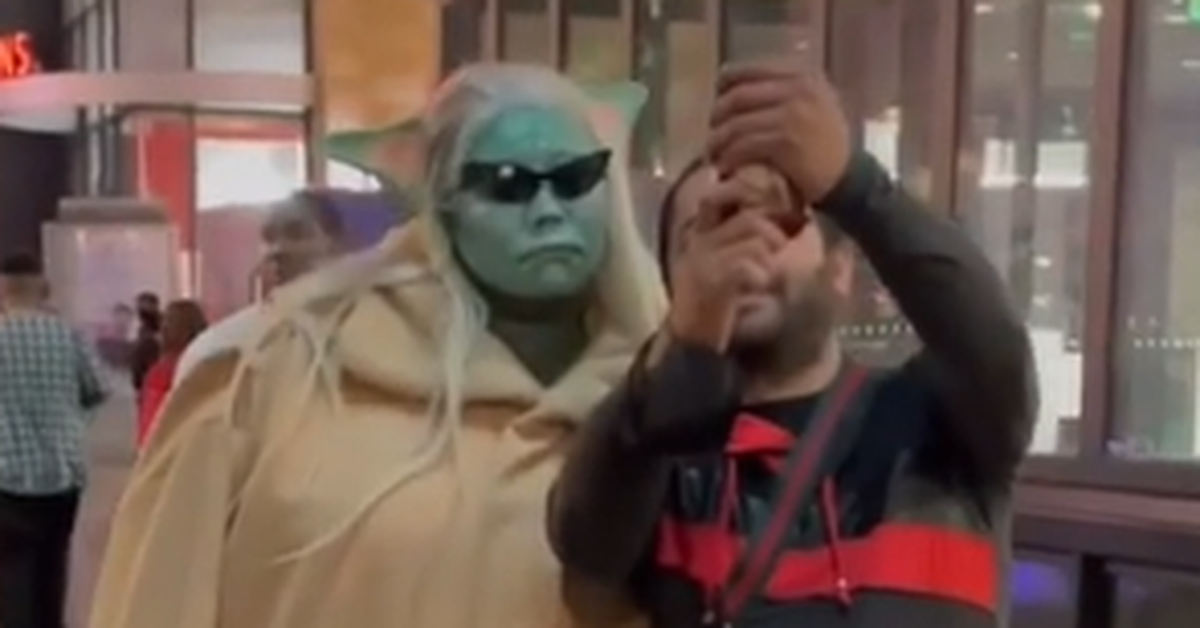 Celebrity Halloween costumes: Lizzo hilariously chases and poses with ...