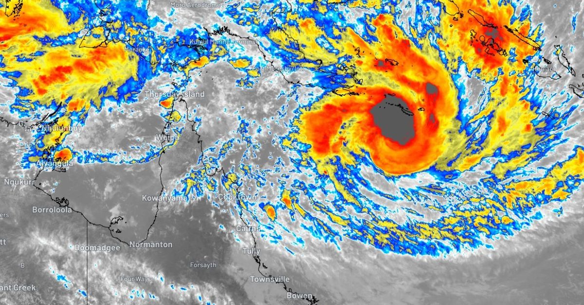 Tropical Cyclone Narelle update, map﻿: 'I can't sugarcoat this ...