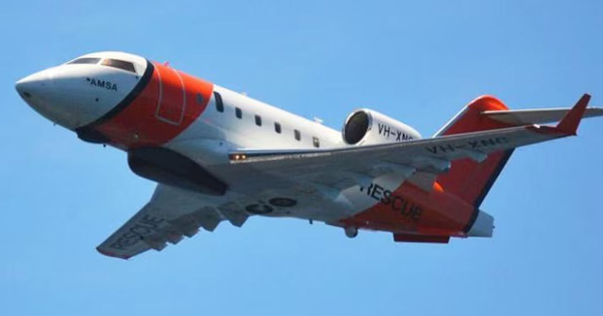 Missing plane: Search continues for light plane missing over Bass Strait