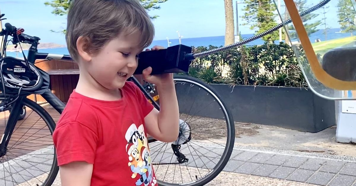 Free payphone calls to Santa for Christmas 2023: Telstra brings AI into ...