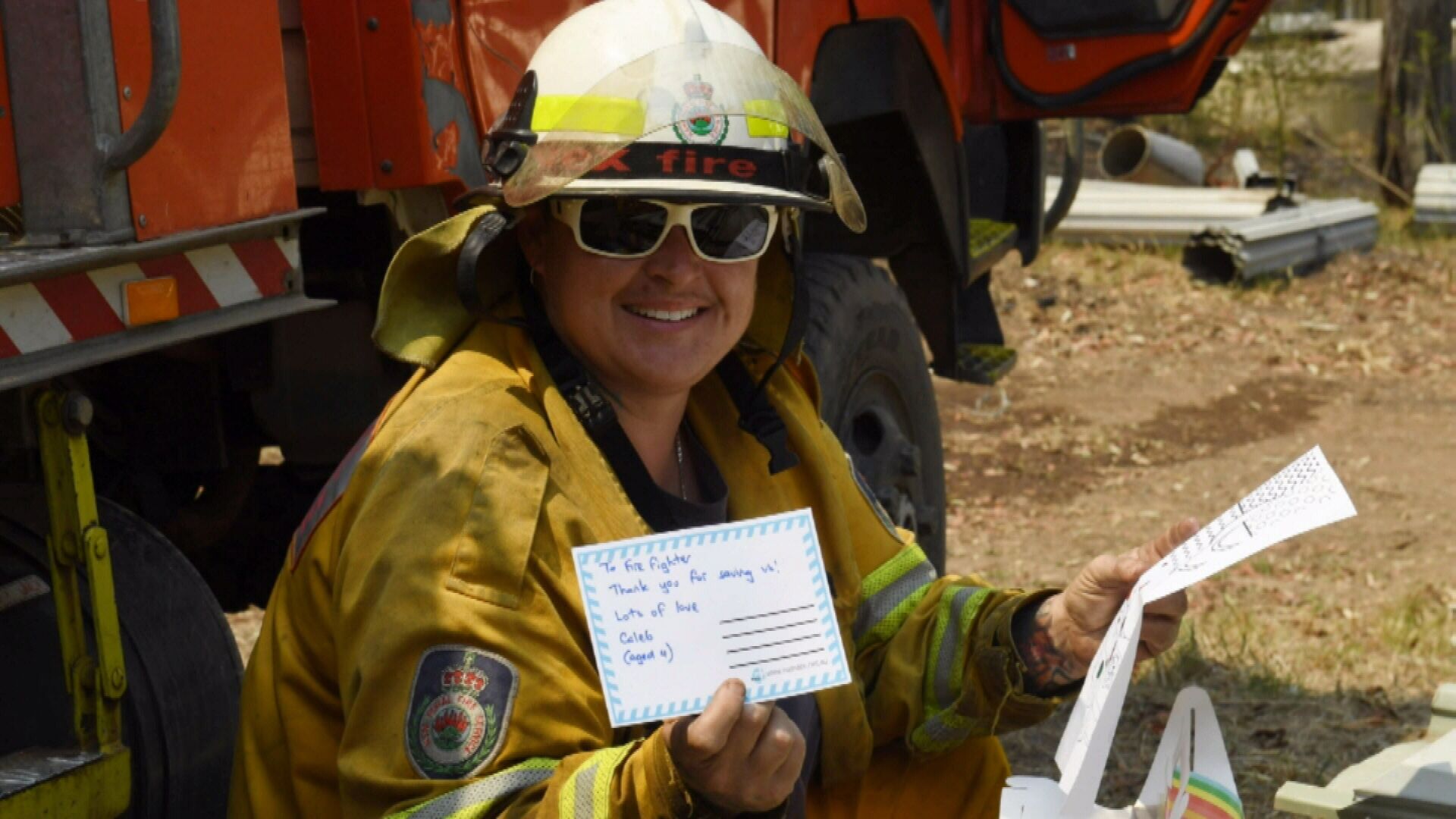 Bushfire crisis: Thank you messages to volunteer firefighters uplifting ...