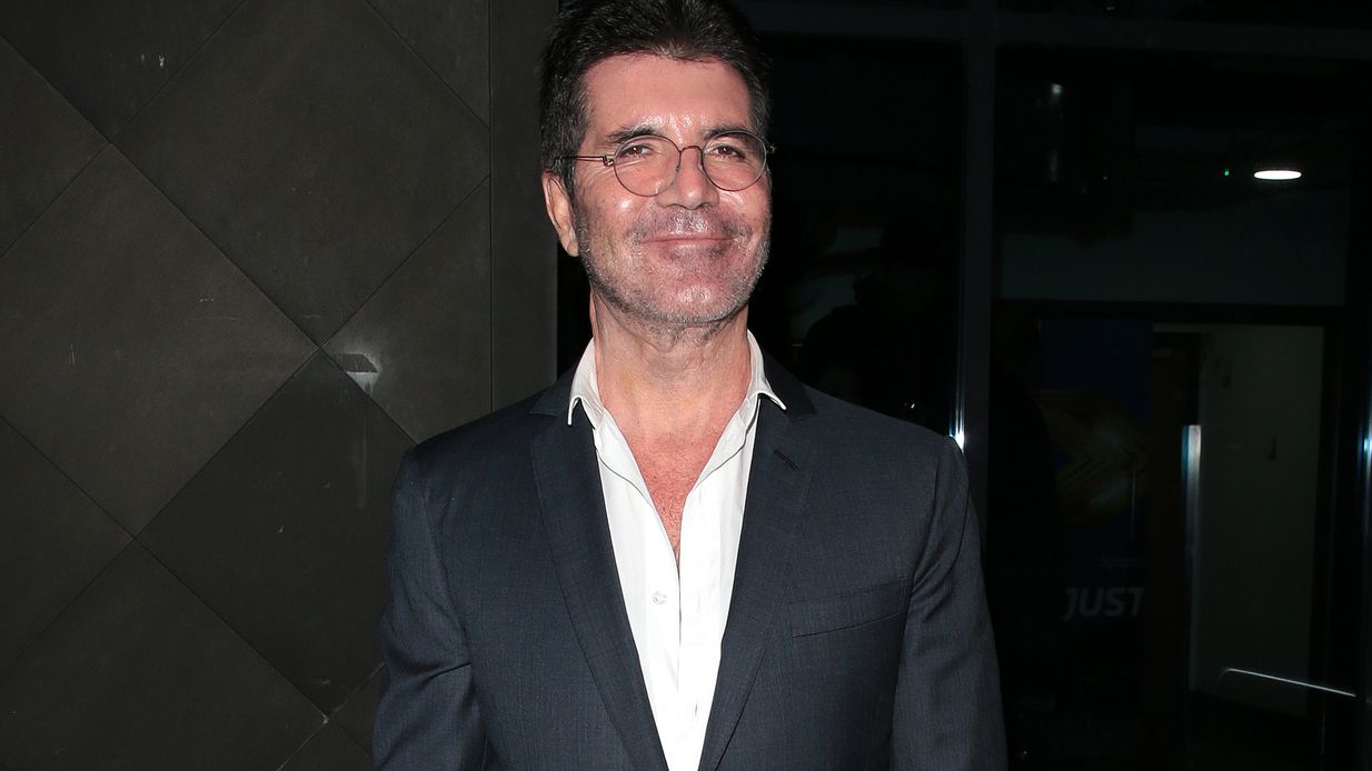 Simon Cowell is making his son wear a mask amid coronavirus threat ...