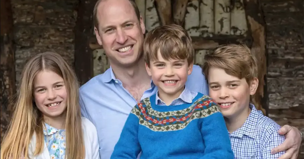 Prince and Princess of Wales share never-before-seen photo of kids in ...