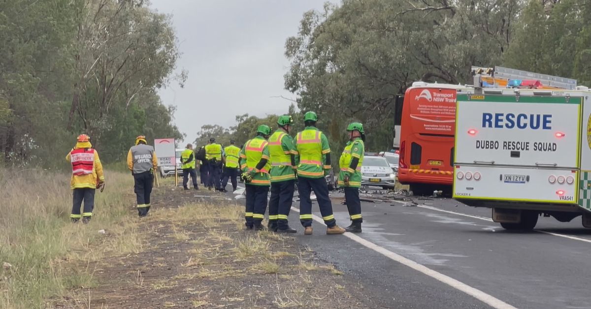 Dubbo crash updates: Police describe erratic actions of driver before ...