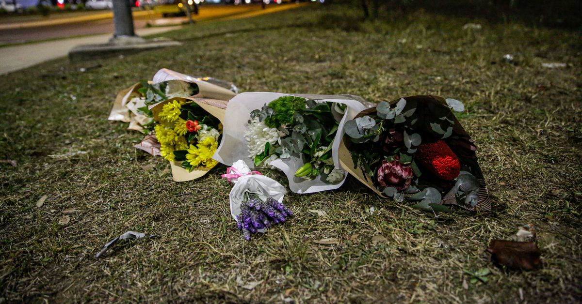 Hunter Valley wedding bus crash: Community rally together after deadly tragedy