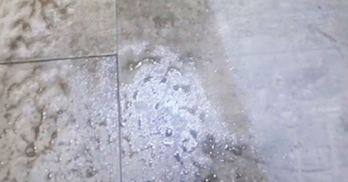 Cleaning hacks: The unlikely cleaning tip you need to try if your floor ...