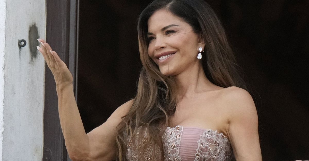Lauren Sánchez and Jeff Bezos wedding: Lauren Sánchez Bezos' unique ...