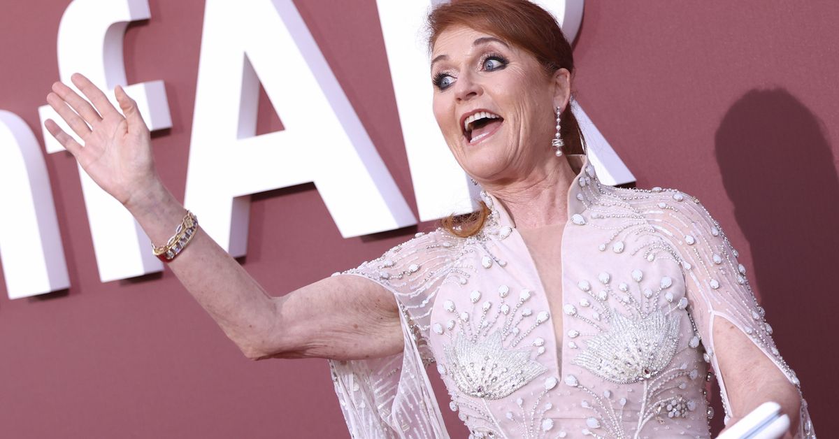 Sarah Ferguson's subtle nod to daughters Beatrice and Eugenie during ...