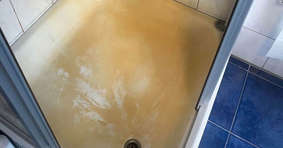 Cleaning tips: The little-known $11 buy that transformed a discoloured ...