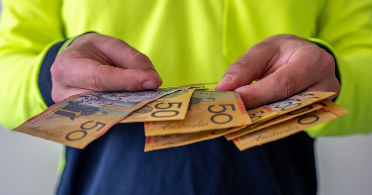 'Same job, Same pay' laws: More than 3000 Australian workers get a pay ...