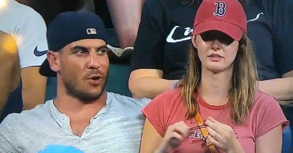 VIDEO: Everyone thought this man was caught cheating on live TV but it ...