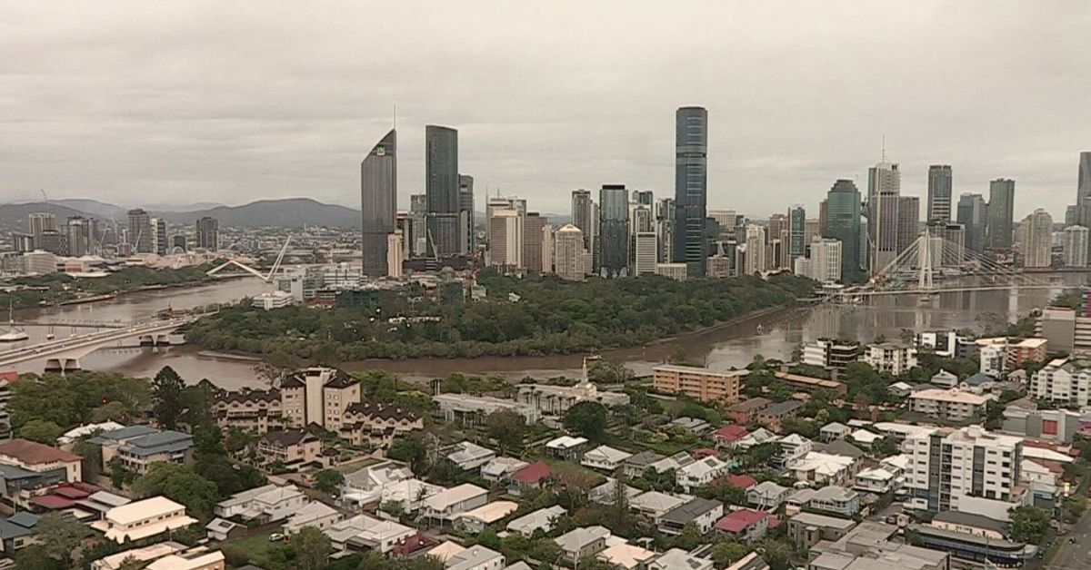 Queensland weather updates: Record amount of rain lashes parts of ...