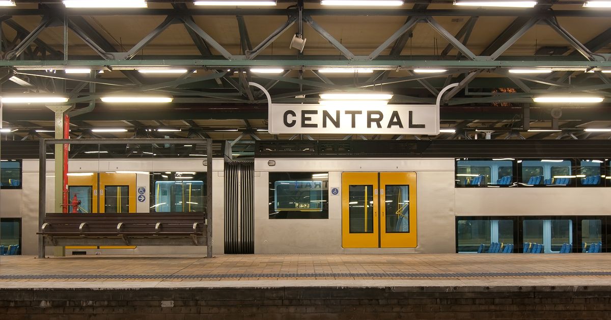 Sydney news: Police officer charged with common assault after allegedly pepper-spraying fare ...