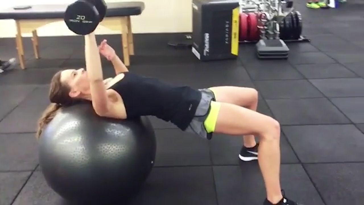 What you can learn from Hilary Swank’s ‘intense AF’ Instagram workout ...