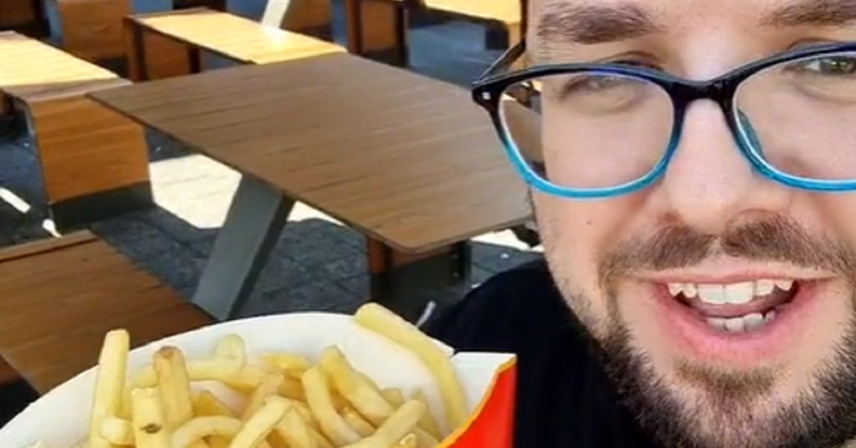 McDonald's products: World's biggest portion of McDonald's fries ...