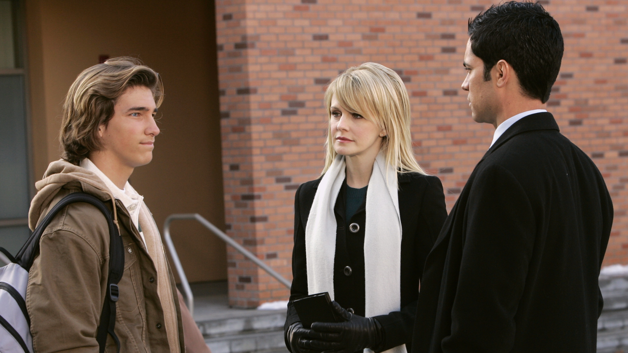 Watch Cold Case - Season 4 - Ep 14 8:03 | 9Now