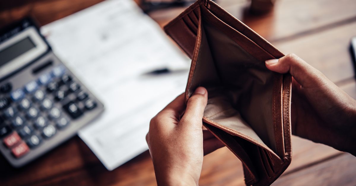 Millions forced to pay to access paychecks early