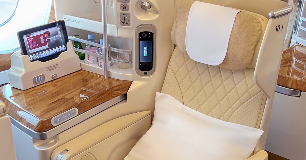 Emirates Business Class Review: What it's like flying Emirates Business ...