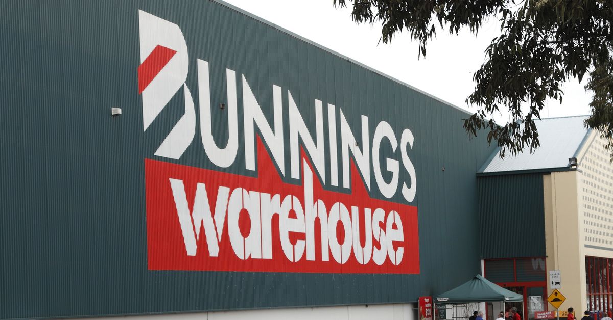 Bunnings expands same-day delivery service in new partnership