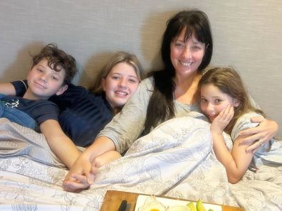 Breast cancer: How Ali Clarke's tearful confession on live radio may ...