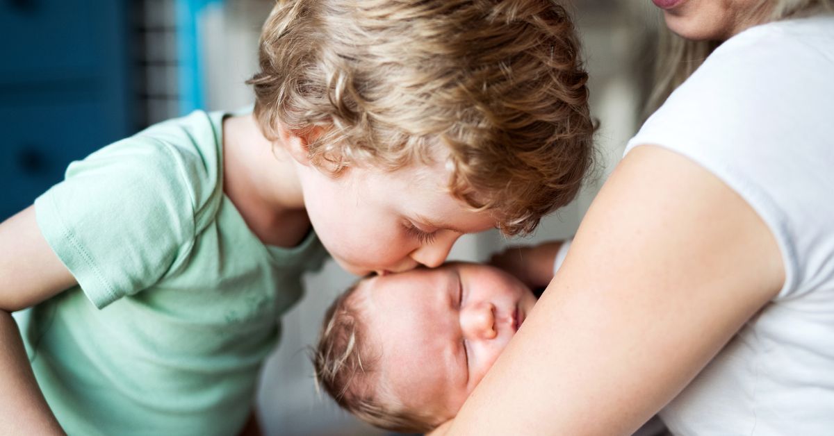 Baby steps: how to help your toddler prepare for a new sibling - 9Honey