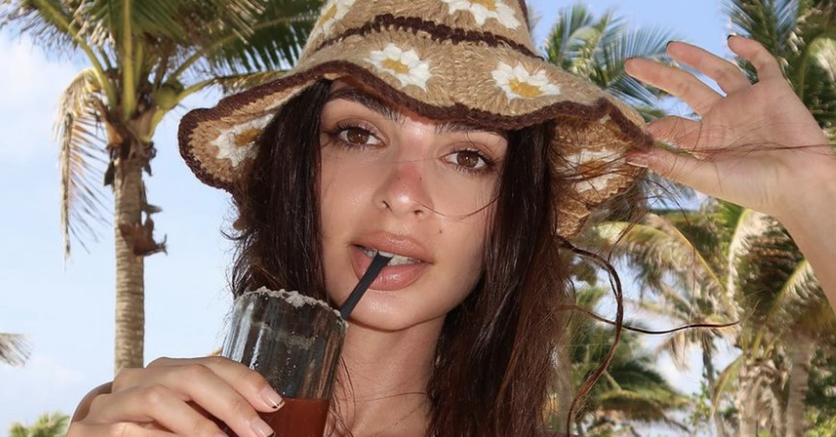 Emily Ratajkowski is sued by a paparazzi for copyright infringement ...