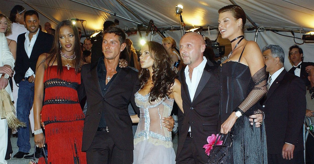Met Gala tickets: How the Met Gala started and went from a $50 entrance ...