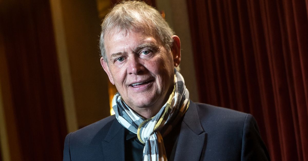 John Farnham update: Singer recovering well from chest infection