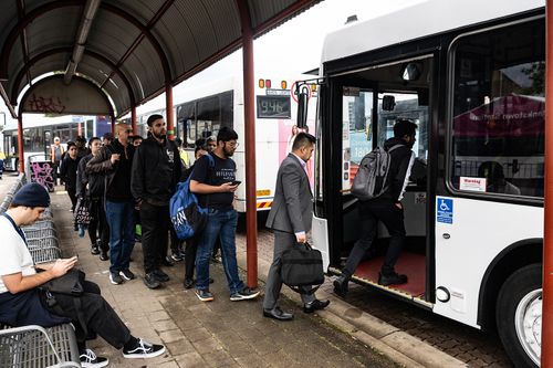 Sydenham-Bankstown train line conversion delayed until 2026