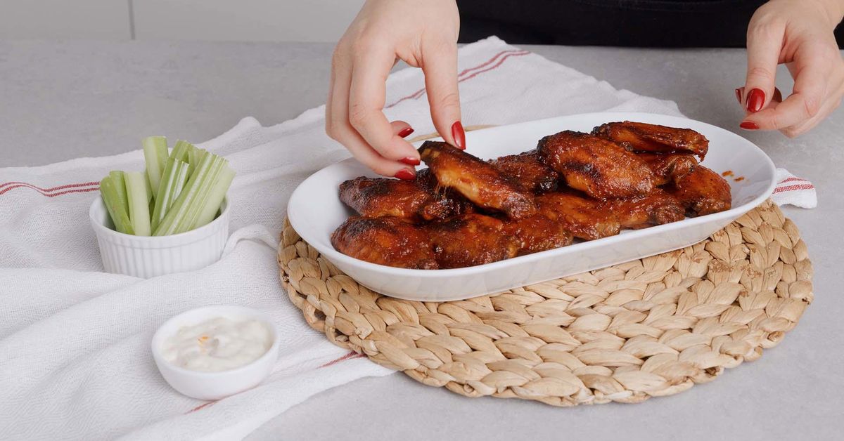 Footy final feeds: BBQ chicken wings with a bourbon kick - 9Kitchen